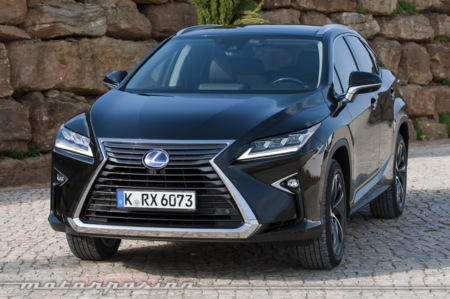 Lexus RX 450h 2016: al volante de este SUV de lujo que mejora en todo
