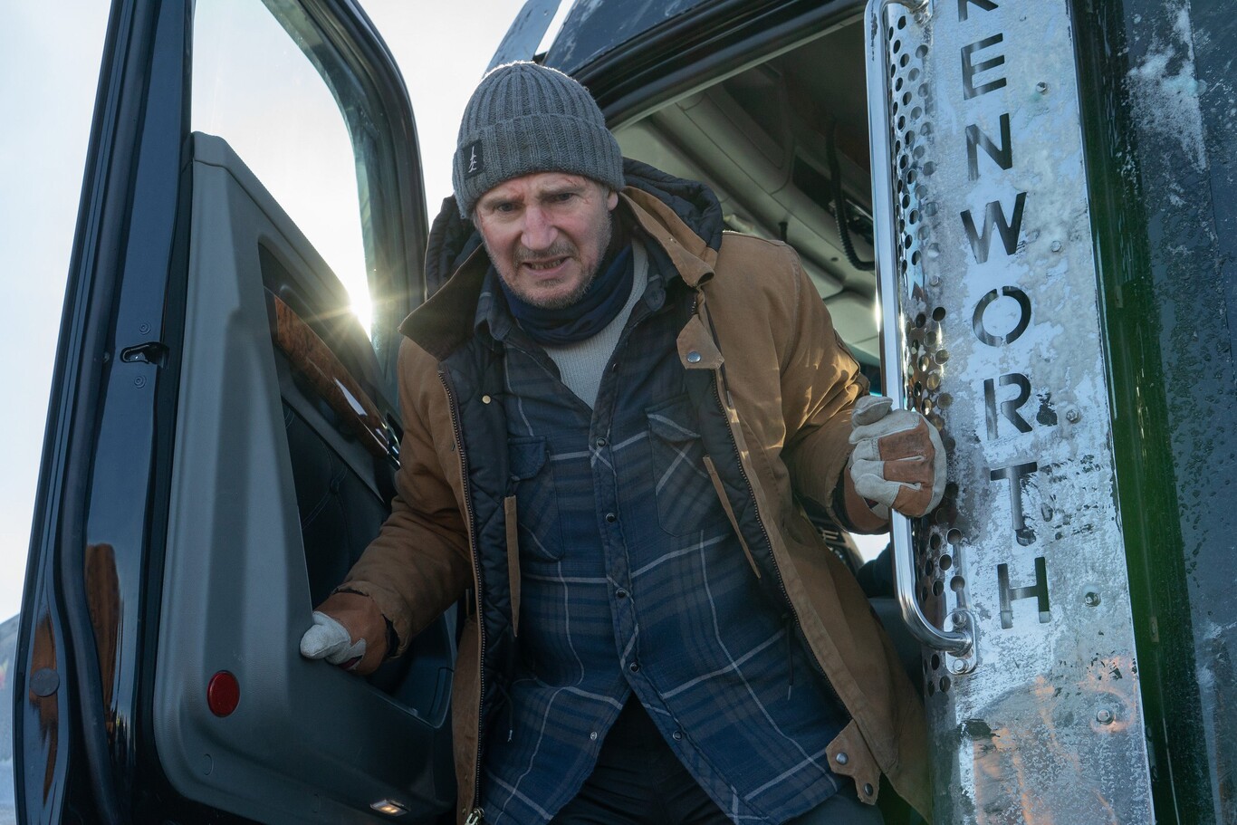 'Ice Road' (2021) crítica: un solvente thriller con Liam Neeson ...
