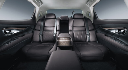 Nissan Fuga Hybrid, el alter ego del Infiniti M35 Hybrid