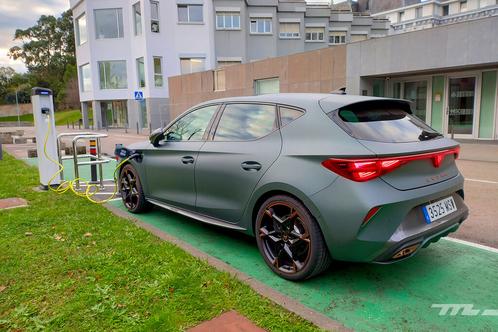 Probamos el Cupra Leon VZ eHybrid, un PHEV que me ha demostrado que los ...