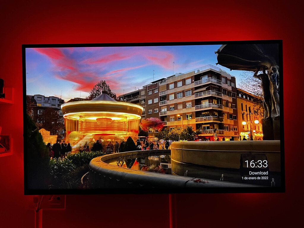 Cómo poner espectaculares fotos y vídeos de salvapantallas en tu tele con Android TV o Google TV