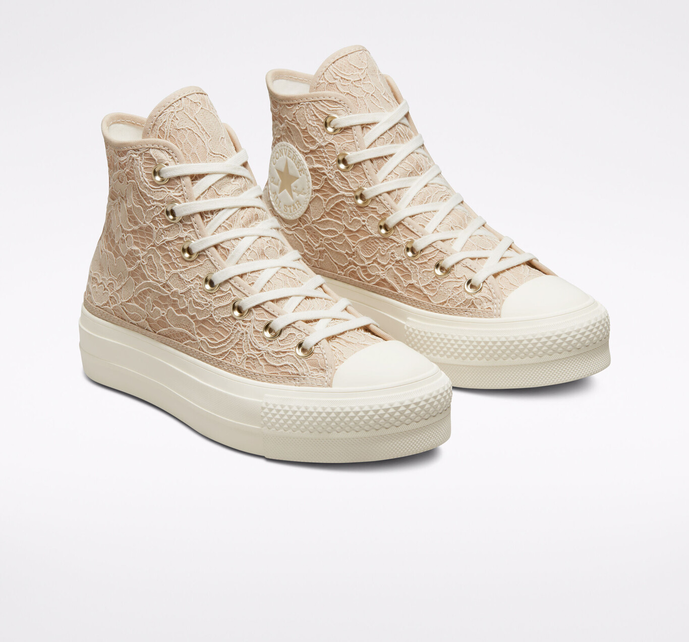 Nueve zapatillas Converse originales con las que escapar de los ...