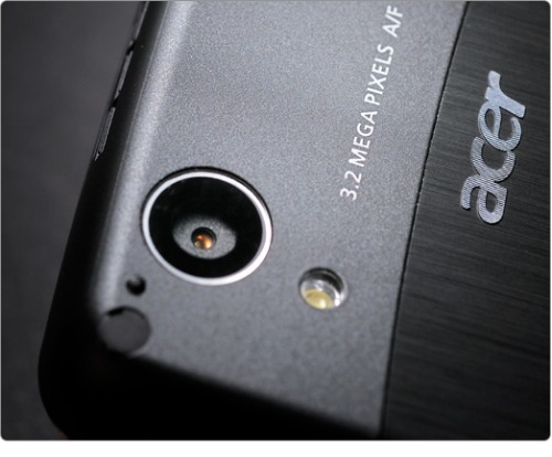 Acer F900 llega con miniaplicaciones e Internet Explorer 6