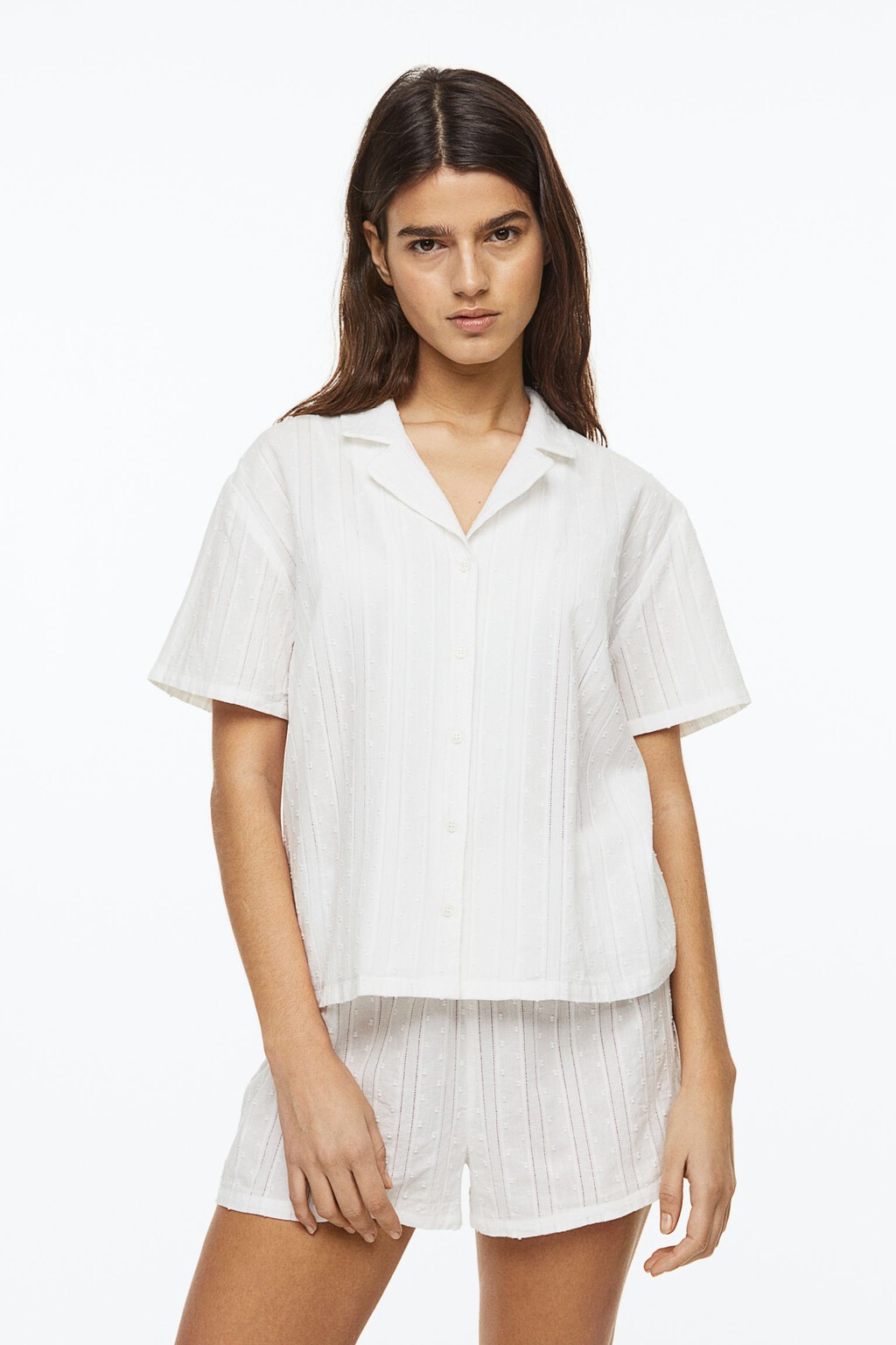 Laura Escanes y el look que te hará soñar con el verano y podemos ...