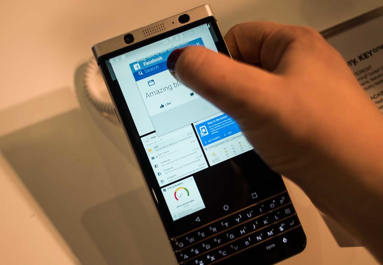 BlackBerry KEYone, primeras impresiones: un smartphone "anti-mainstream" con vigilante de ...