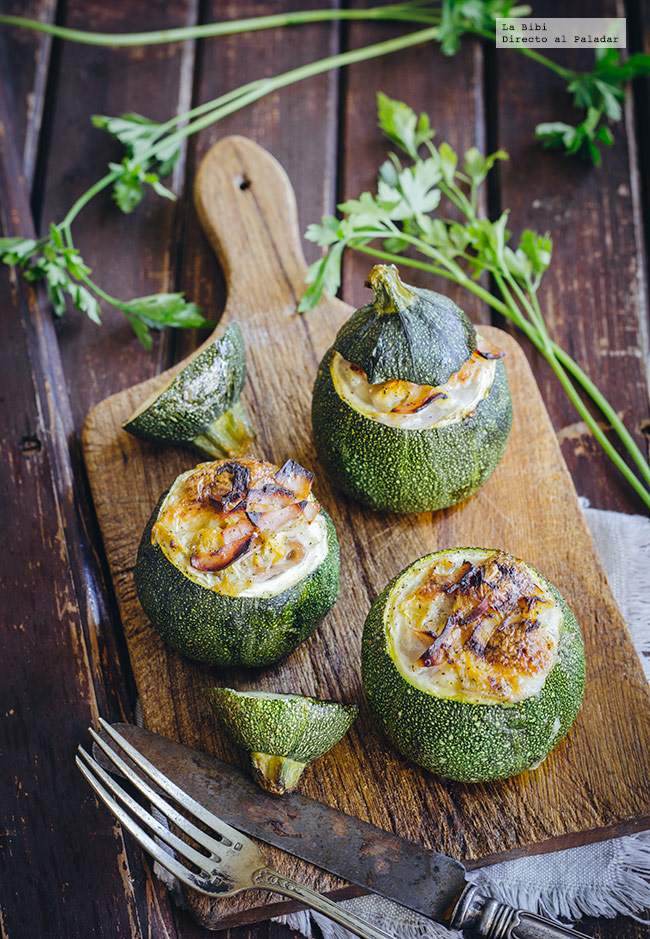 Calabacitas rellenas de jamón y queso. Receta