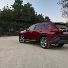 Para los amantes del aire libre: os presentamos el Toyota RAV4
