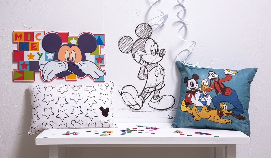 Mickey Mouse celebra su 90º aniversario con Leroy Merlin