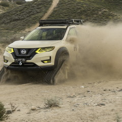 La última locura sobre orugas de Nissan se llama Rogue Trail Warrior ...