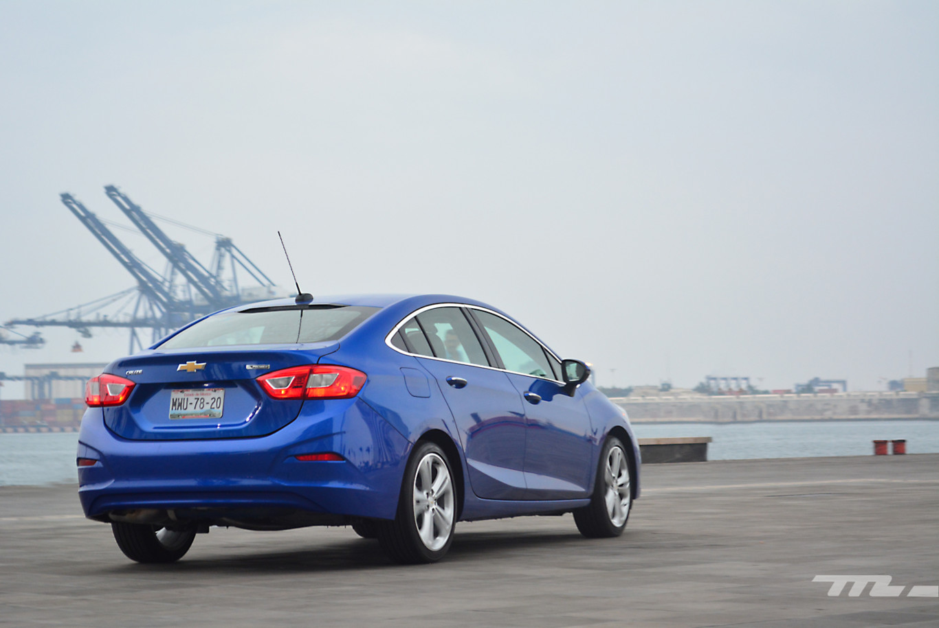 Manejamos el nuevo Chevrolet Cruze, ahora extrañamos un poquito menos ...