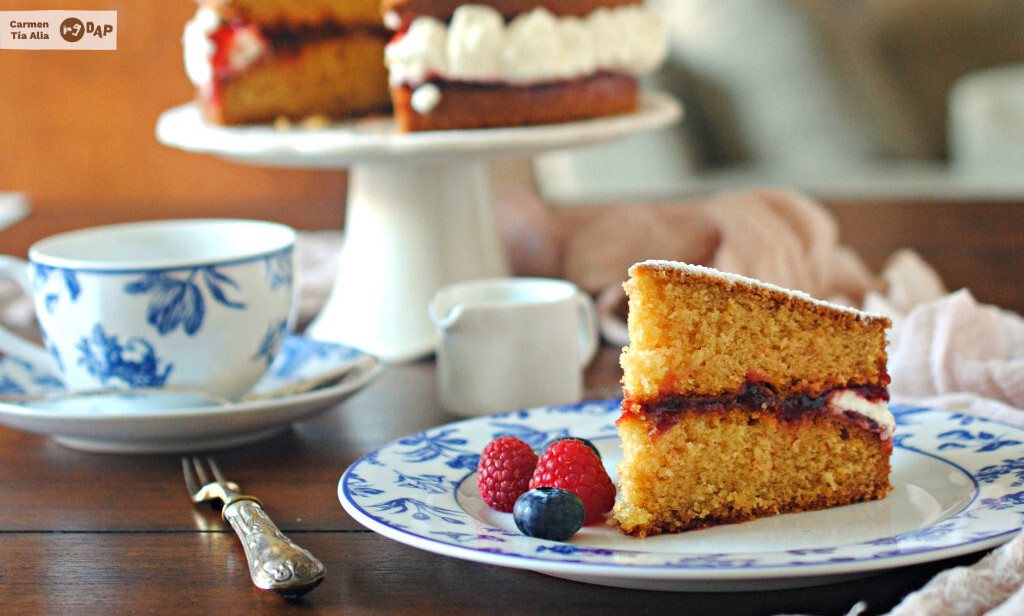 Victoria sponge cake o tarta Reina Victoria: receta de repostería ...