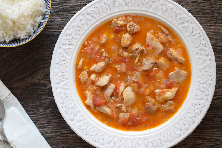 Pollo en salsa de leche de coco. Receta saludable fácil y sencilla