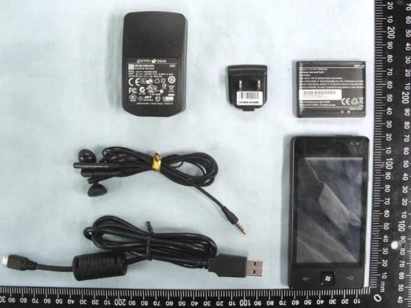 Asus E600 con Windows Phone 7 se deja ver de nuevo