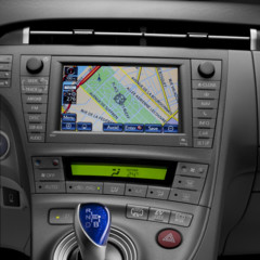 Toyota Prius 2012: nueva imagen y nuevas versiones, enchufable y familiar