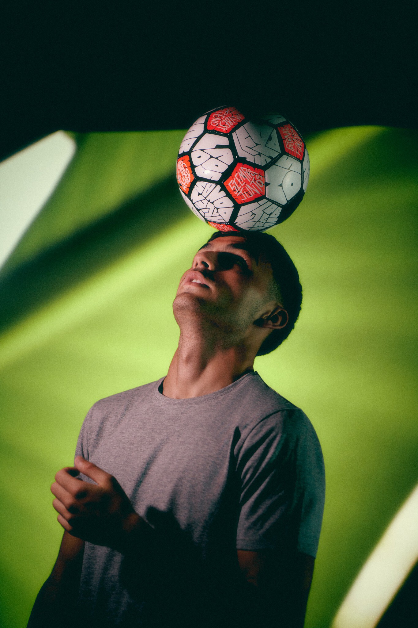 Consigue un look 'smart style' como el de Pedri González con estas 6 ...