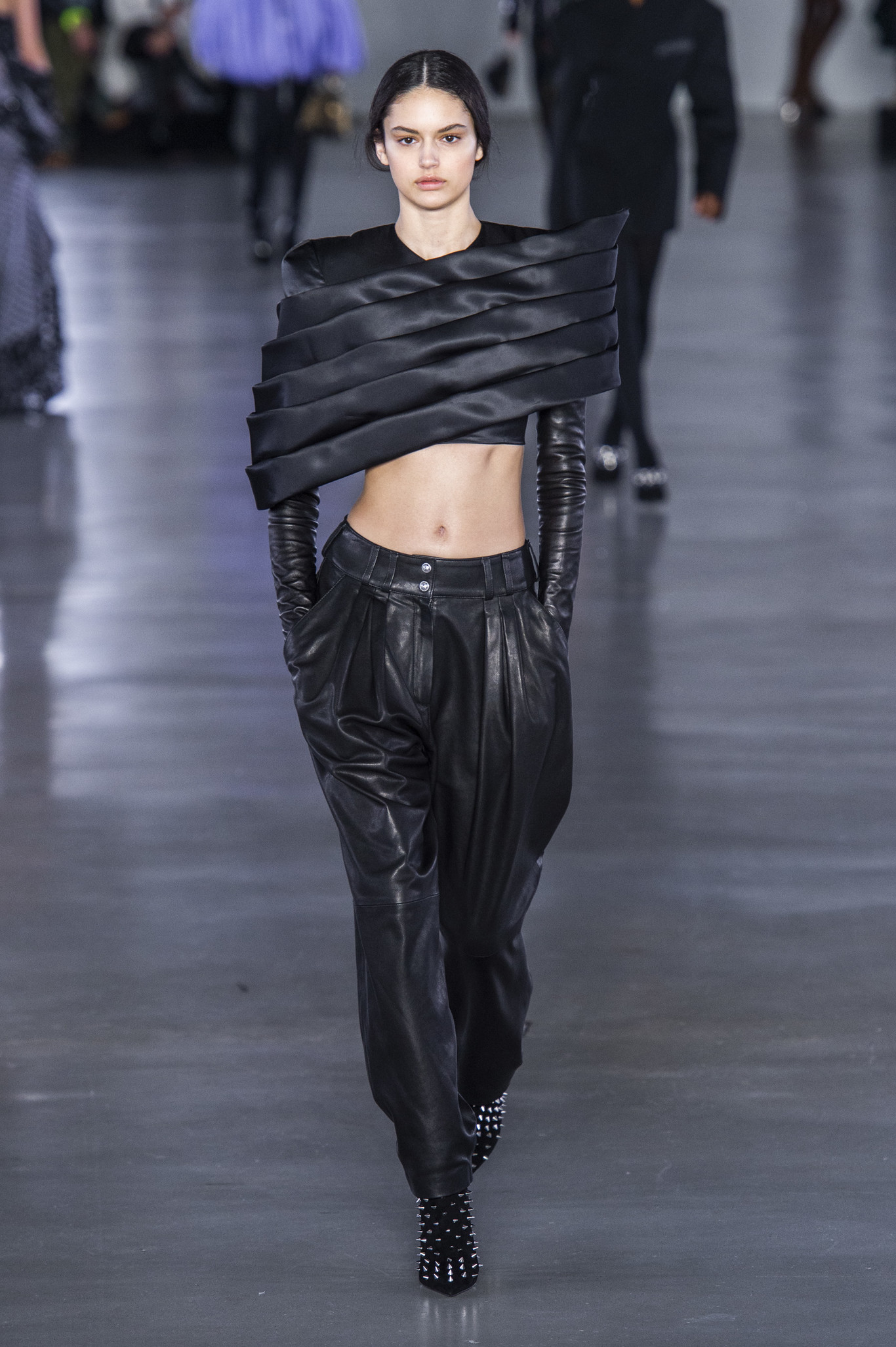 Los mejor del quinto día de la Semana de la Moda de París: Loewe ...