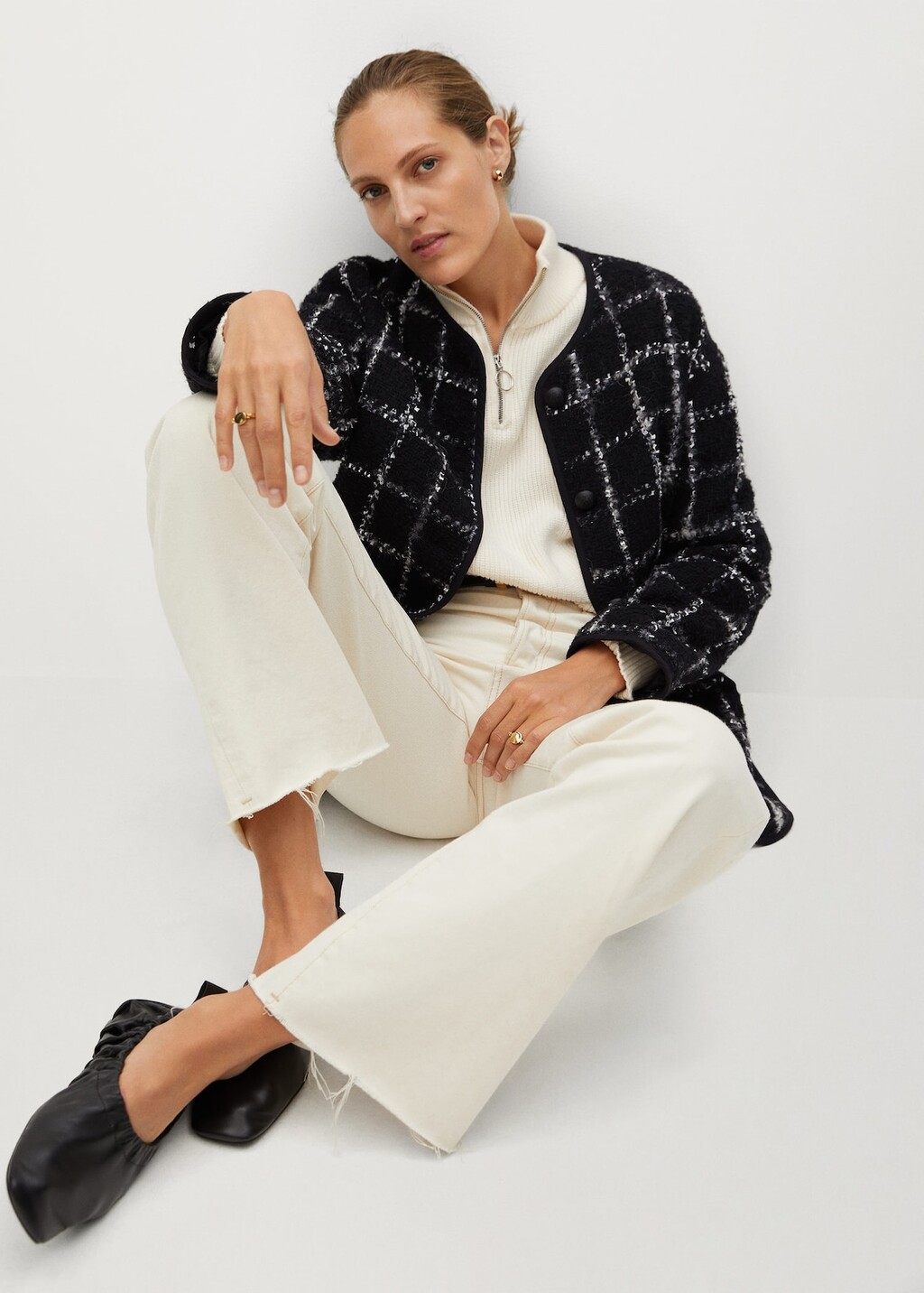 Mango le planta cara a Chanel: siete piezas de tweed que funden ...