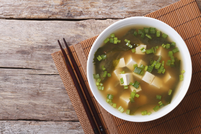 Miso, el condimento japonés que querrás añadir a todo: ¿qué es y cómo ...