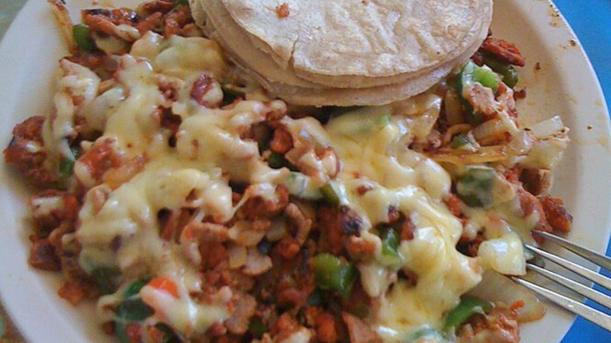 Cómo hacer alambre de bistec de res al estilo ranchero, con pimiento ...