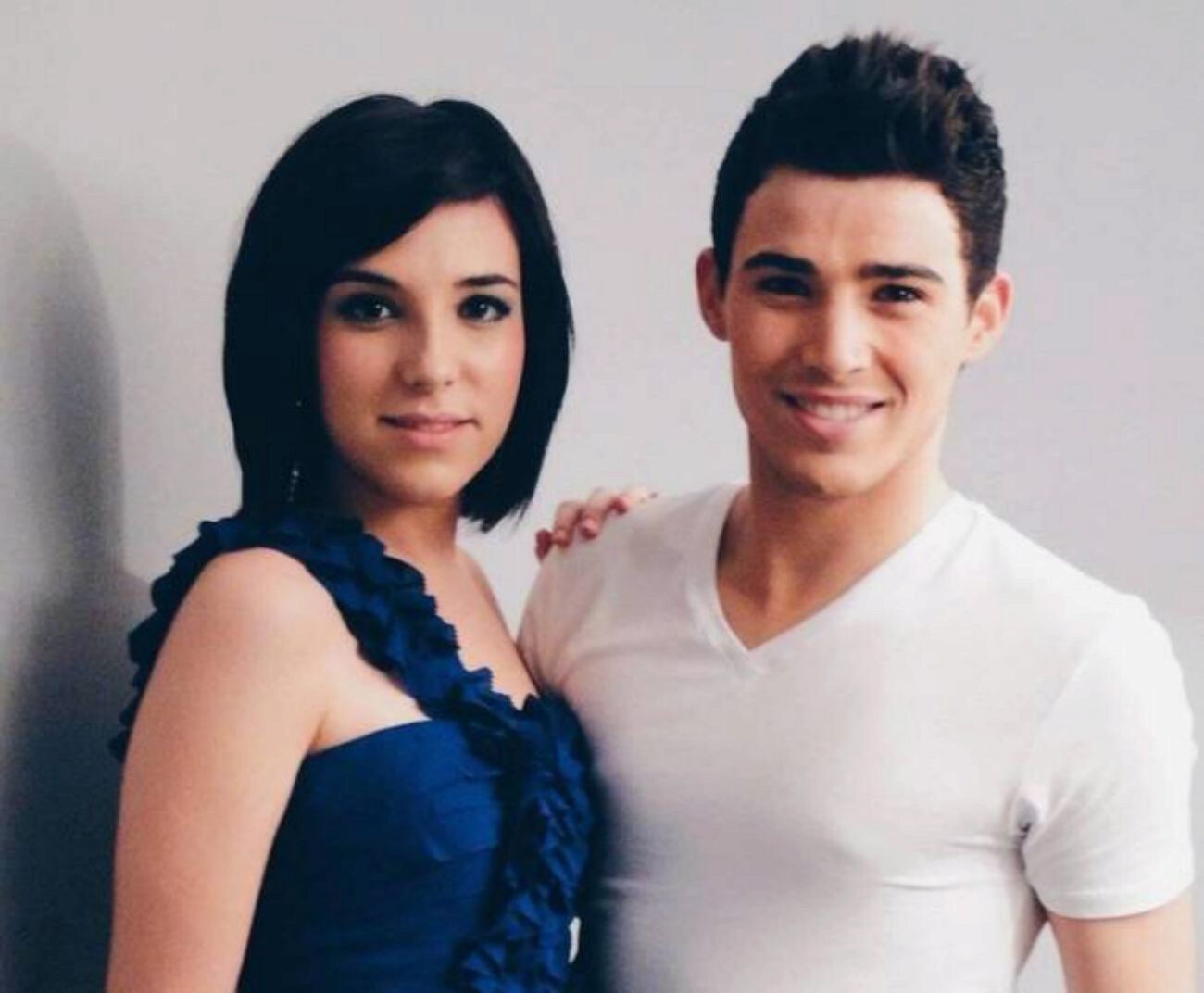 Qué fue de Ángel Capel, el triunfito que canta en PortAventura: novio ...