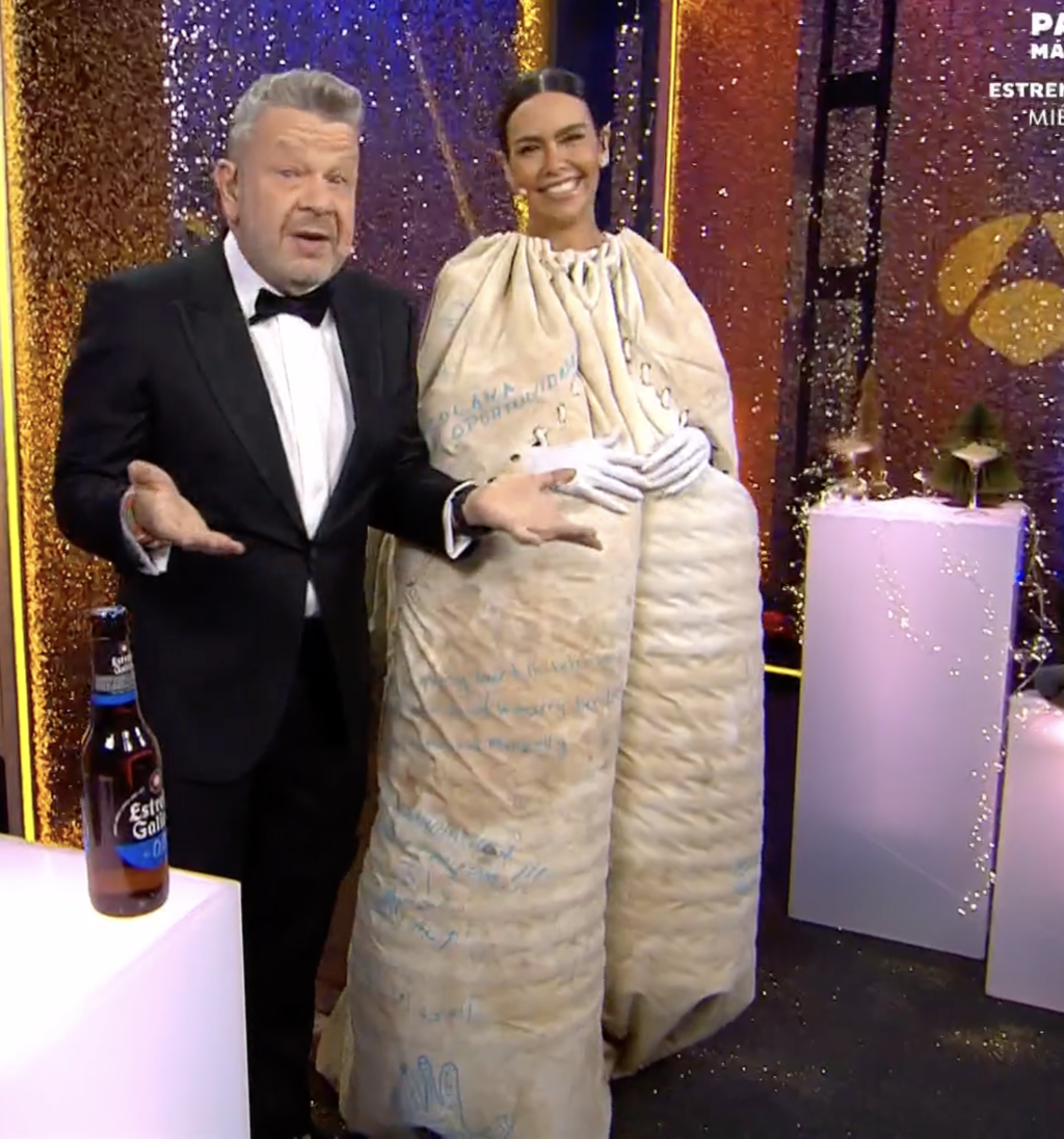 Los looks de las campanadas 2023: de la elegancia de Ana Obregón al ...