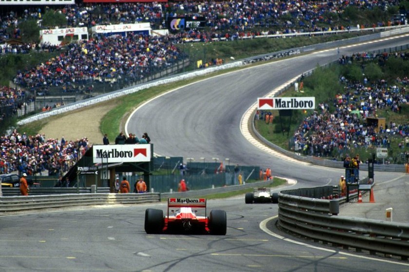 Eau Rouge: una curva que ahora se hace a fondo, pero que no siempre fue así