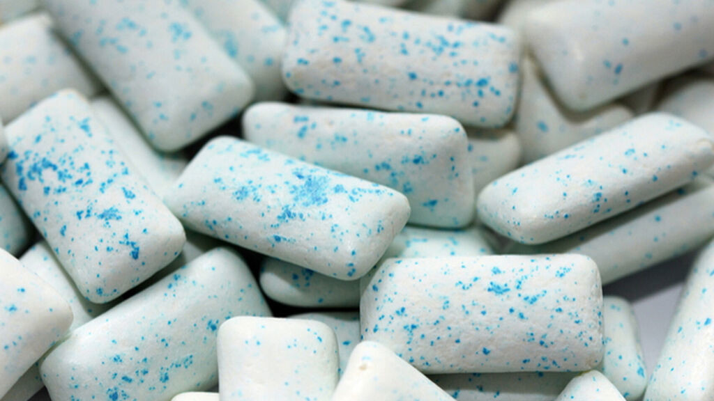 9 ventajas y desventajas de masticar chicle