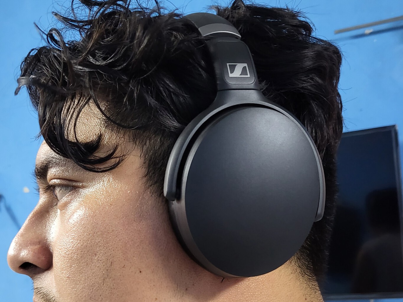 Sennheiser HD 450SE, los hemos probado: cómodos, con cancelación de ruido suficiente y gran ...