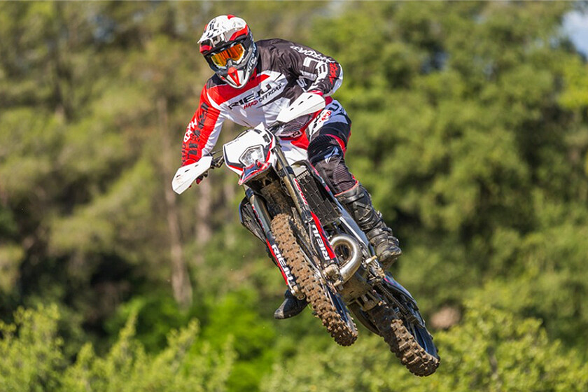 Rieju MR 300 Pro 2021, precio: la endurera tope de gama, por 8.399 euros