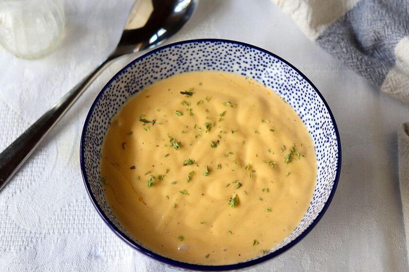 Salsa choron, receta fácil ideal para acompañar tus platos de pescado