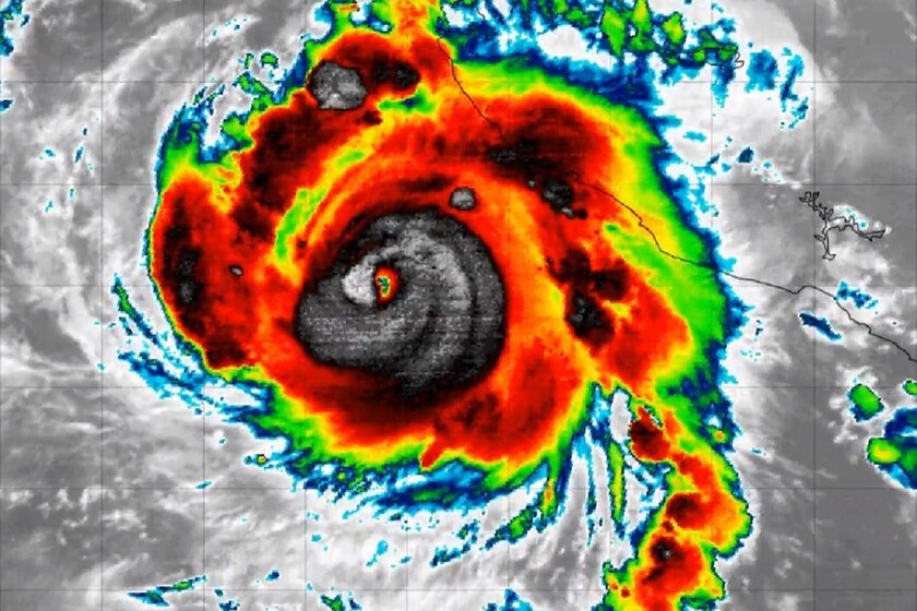 El huracán Roslyn ya es de categoría 4 y está por golpear a México: esto es lo que hay que saber