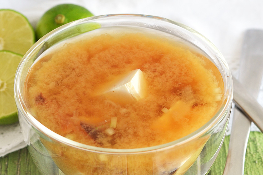 Sopa miso tradicional