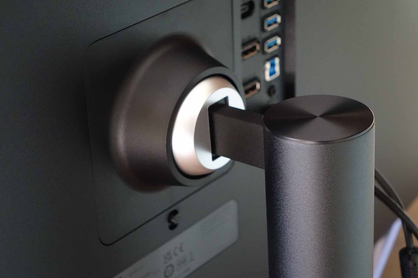 LG UltraFine OLED Pro 32EP950, análisis: review con características ...