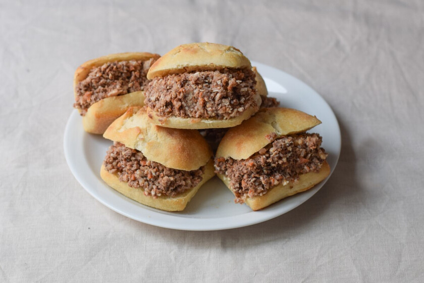 Montadito de pringá, receta de la irresistible tapa sevillana