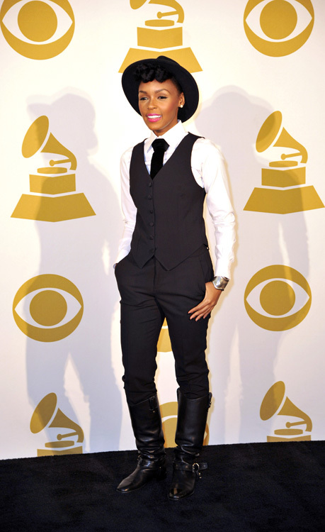 Y el Grammy al estilo más cursi es para... ¡Taylor Swift!