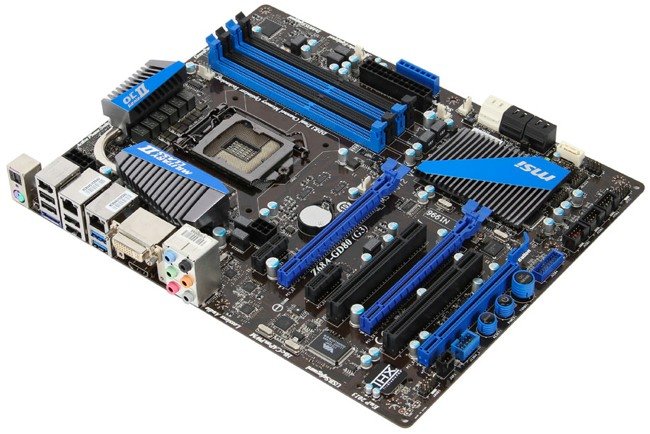 Las primeras placas base con PCIe 3.0 empiezan a aparecer