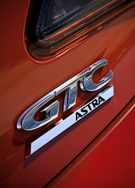 Opel Astra GTC