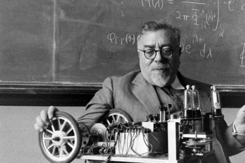 Norbert Wiener, el "chico más brillante del mundo" que pensó que una ...