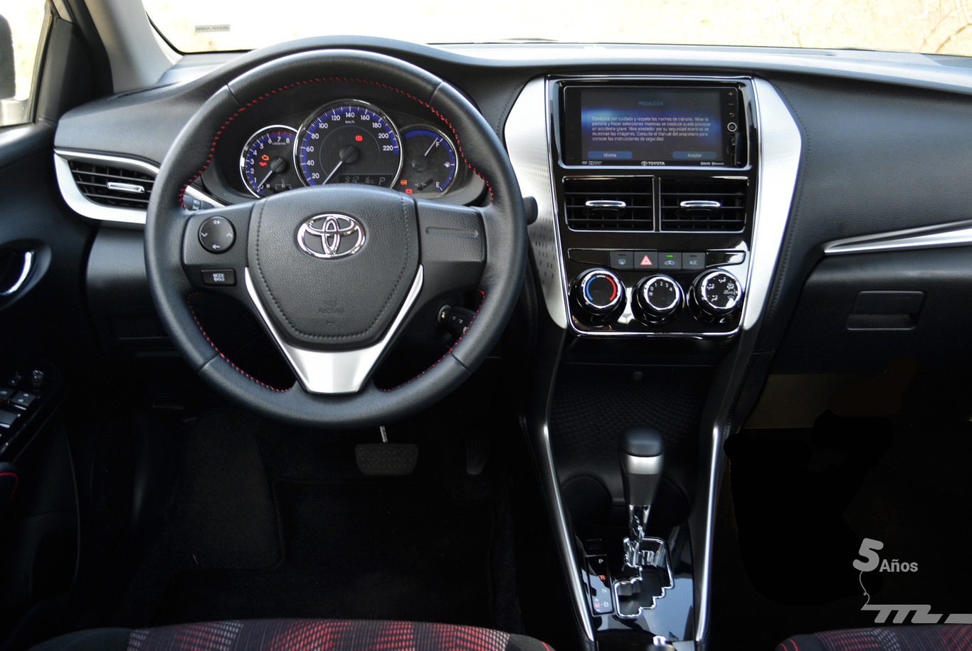 Toyota Yaris Sedán, a prueba: Opiniones, características y precios