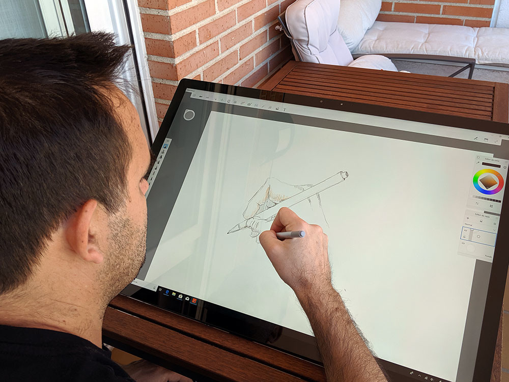Microsoft Surface Studio 2, análisis: la pantalla abatible lo conquista ...
