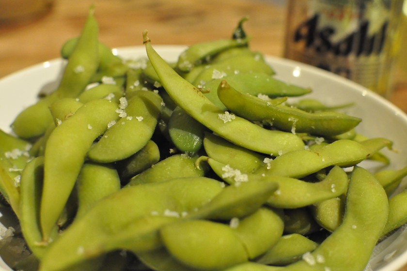 Siete formas sencillas y saludables de preparar los edamames para ...