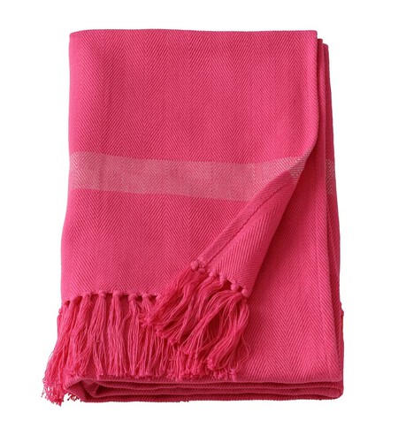 Prepárate para el otoño con esta manta hecha a mano del outlet de IKEA ...