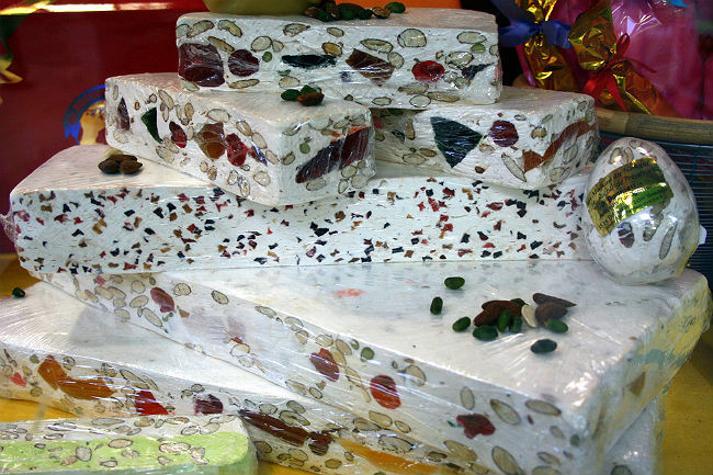 Turrón, el rey de la Navidad. ¿Conoces todas sus variedades?