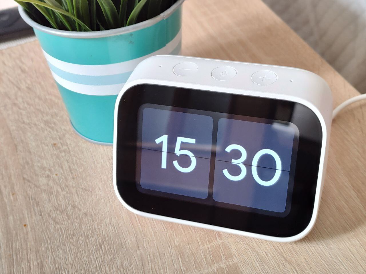 Xiaomi Mi Smart Clock, análisis: el híbrido entre altavoz y despertador ...