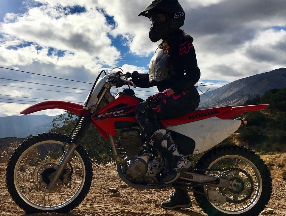 Fallece en un accidente Annette Carrion, motera americana famosa en ...