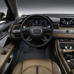 Audi A8 L W12 quattro, una larga batalla contra 12 cilindros