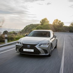 Lexus ES 300h y RC 300h 2019, prueba contacto: híbridos de lujo con ...