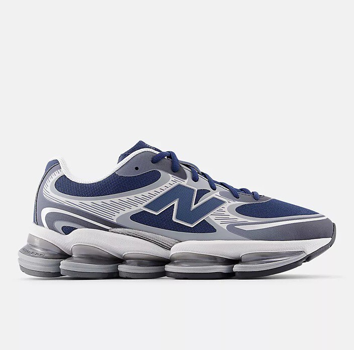 Las nuevas New Balance azul marino que convencen a pijas y modernas por ...