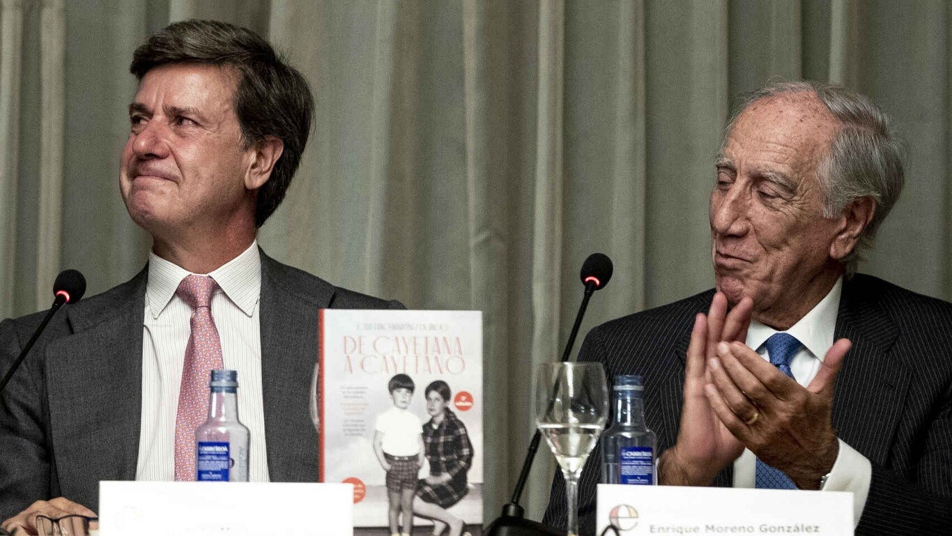 Cayetano Martínez de Irujo operado de urgencia: el problema intestinal ...