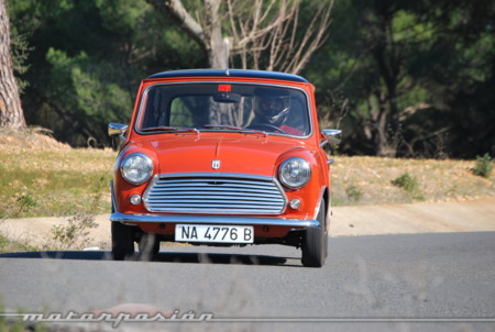 Authi Mini 850 L, retroprueba